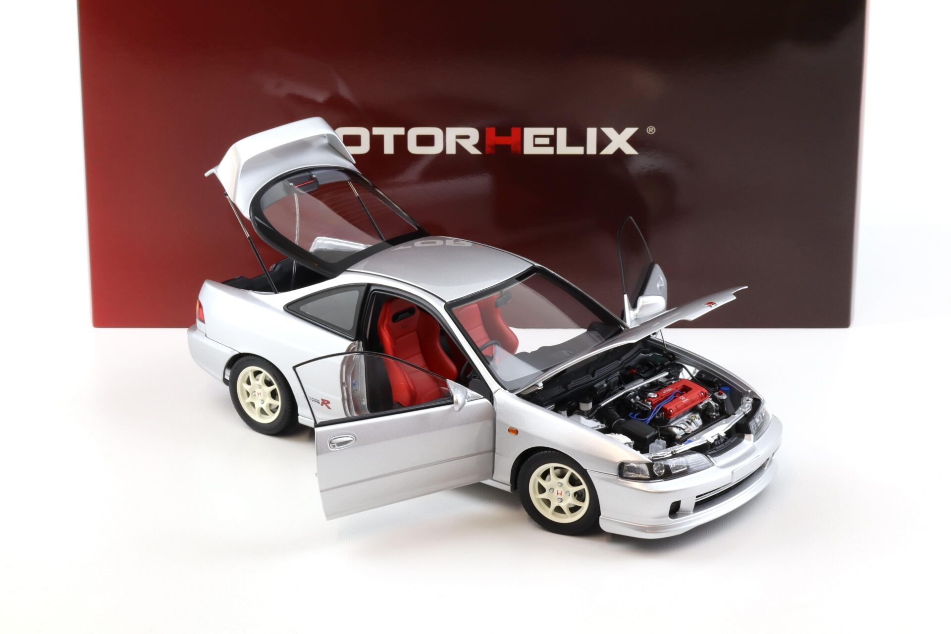 1/18 MOTORHELIX - HONDA - INTEGRA TYPE-R (DC2) 1997