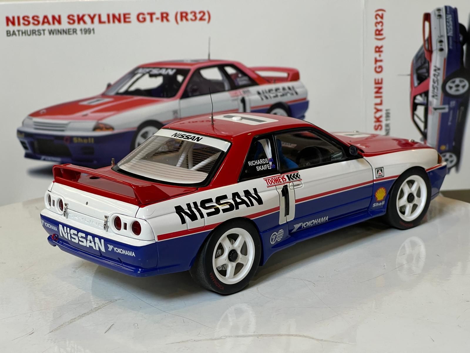 AUTOART - NISSAN - SKYLINE GT-R (R32) N 1 WINNER BATHURST AUSTRALIAN ...