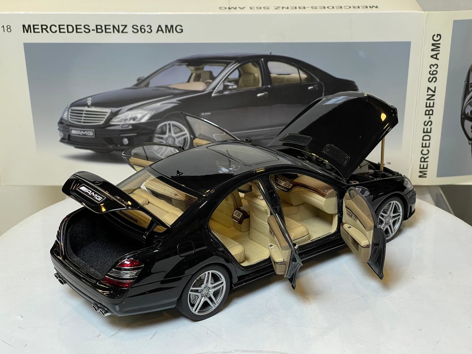 AUTOART - MERCEDES BENZ - S-CLASS S63 AMG 2008
